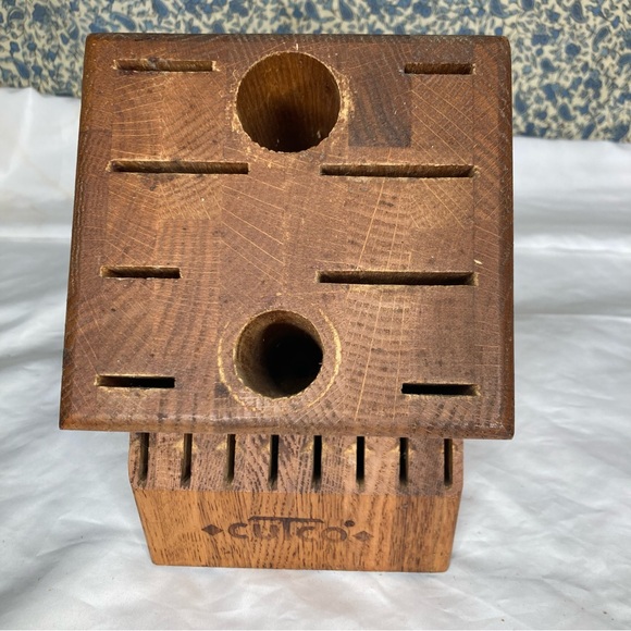 Cutco | Kitchen | Cutco 8 Slot Oak Knife Block | Poshmark